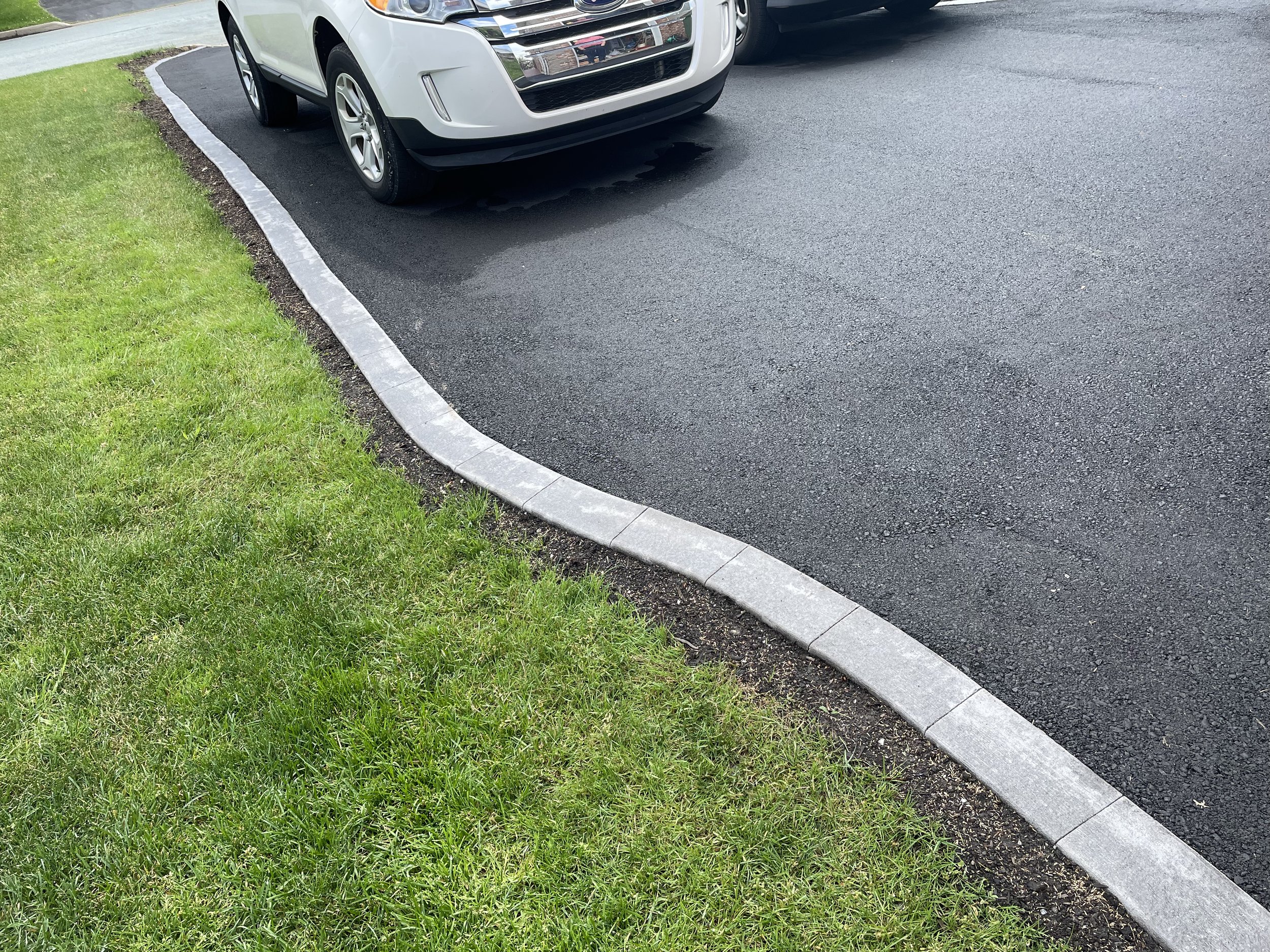 Driveway Curbs – ProTech Curbs